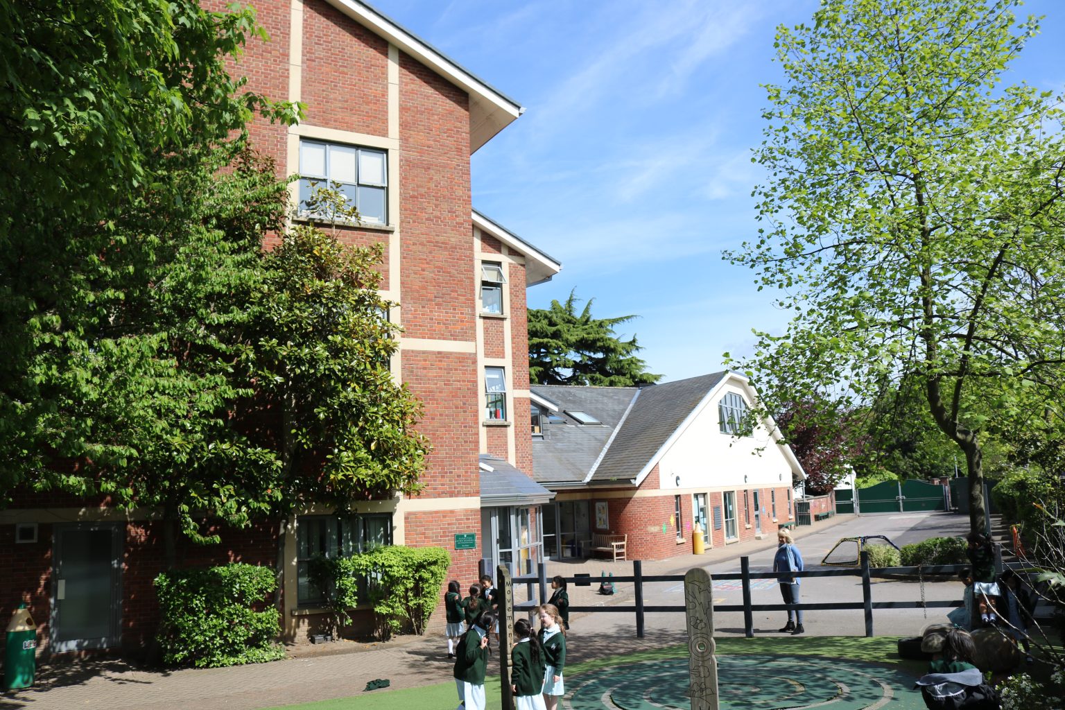 Contact Us | Private School Surrey | Surbiton High School