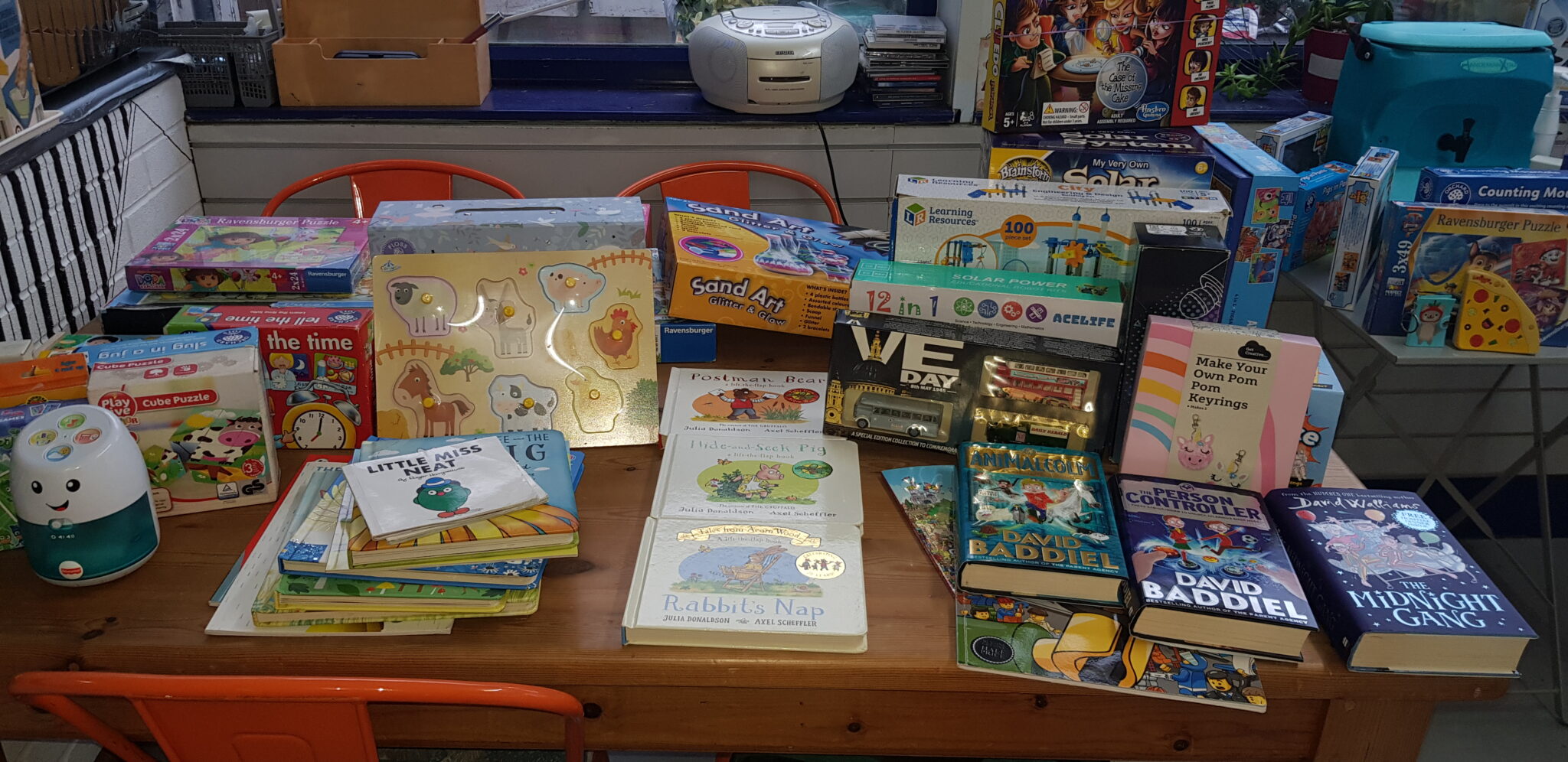 Pupils Spearhead Surbiton Community Bank, Bringing Joy and Assistance ...